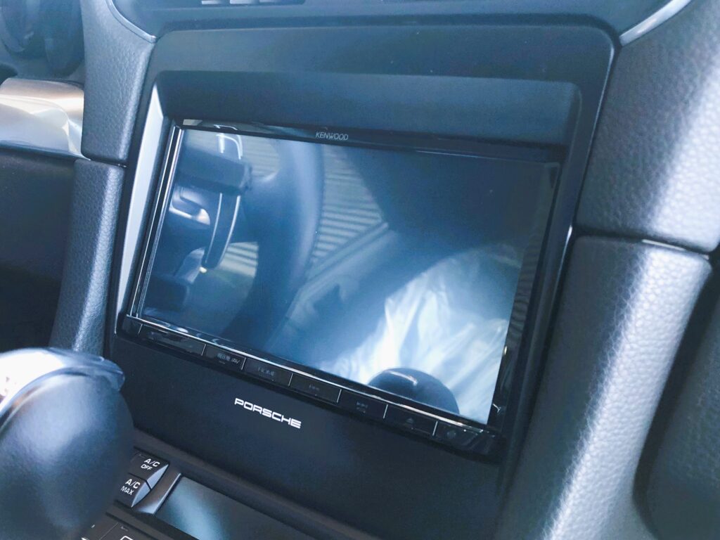 911カレラS（991） ナビ交換作業 | IBI LAB.（イビラボ）
