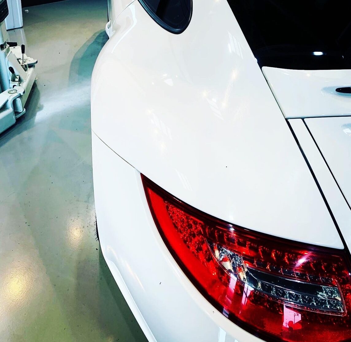 997.2カレラGTS 始動時キュルキュル音発生。ドライブベルト交換！ | IBI LAB.（イビラボ）