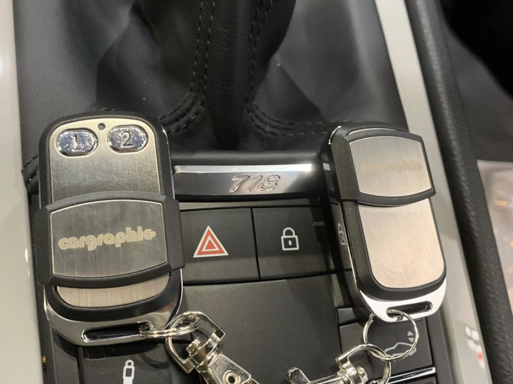 718ケイマンGTS Cargraphic製フラップバルブコントローラー | IBI LAB.（イビラボ）