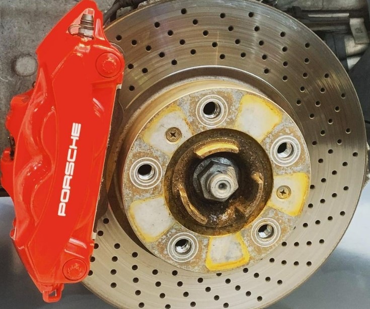 981ケイマンS ブレーキキャリパー交換 | IBI LAB.（イビラボ）