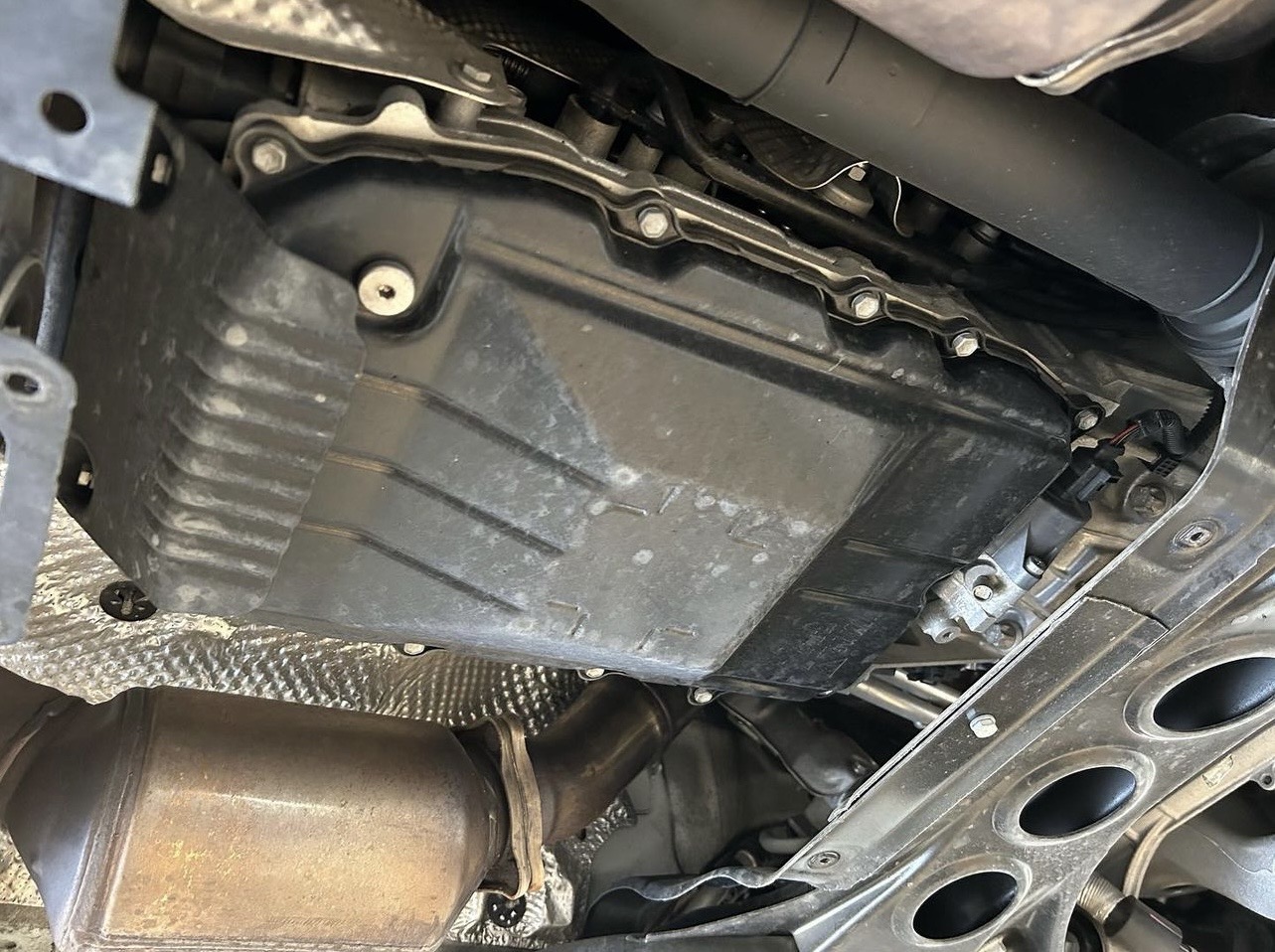 カイエン958 ティプトロオイル交換 | IBI LAB.（イビラボ）